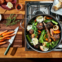 Big Batch Bone Broth – HexClad Cookware Canada