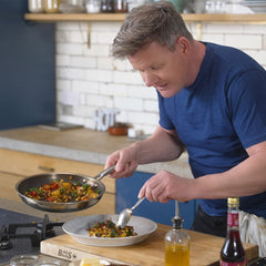 Why Gordon Ramsay Uses Hexclad Pans & Cookware Sets | Hexclad – HexClad ...