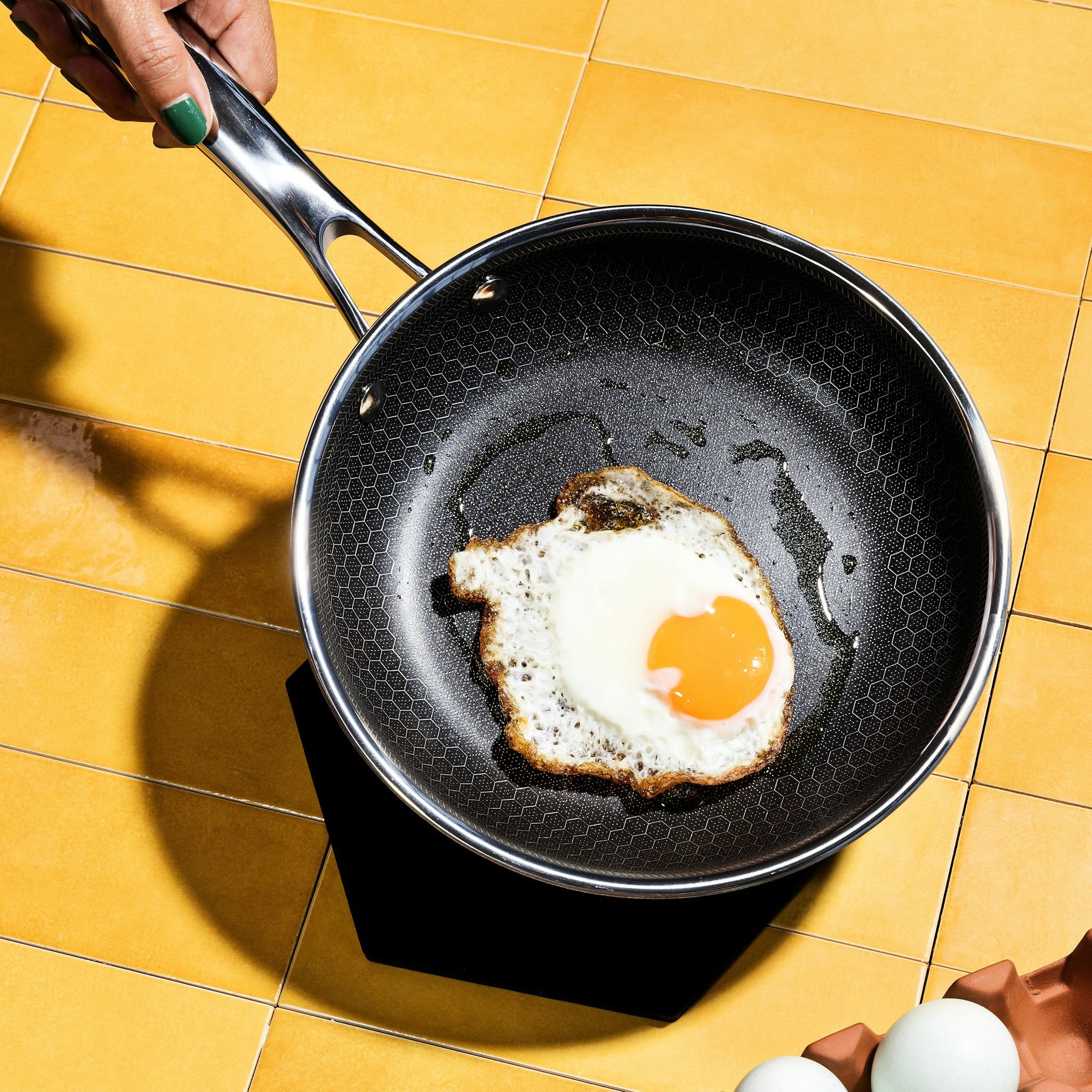 7QT Hybrid Deep Sauté Pan/Chicken Fryer with Lid (6.6 L)